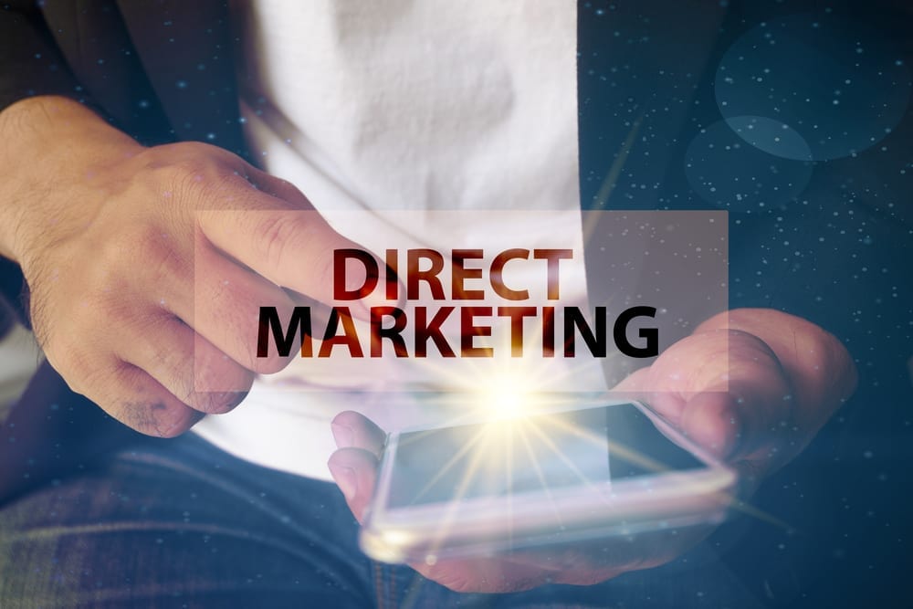 Direct Mail vs. Digital Marketing: Do One or Both? | Club Solutions Mag
